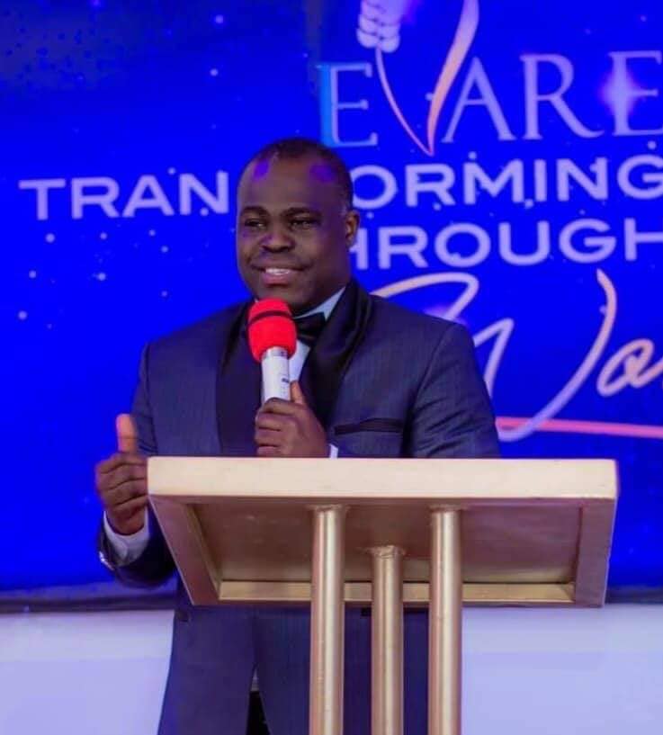 TUESDAY TIPS FANS or MAKERS - Who do you value? Pastor Emmanuel Oumarou ...