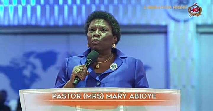 BISHOP OYEDEPO TAUGHT US INTEGRITY AND NEVER TO BORROW -Pastor (Mrs ...