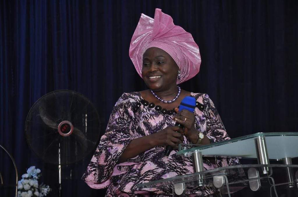 Bishop Francis Wale Oke (PFN President) was at Chapel of His Glory 33rd ...